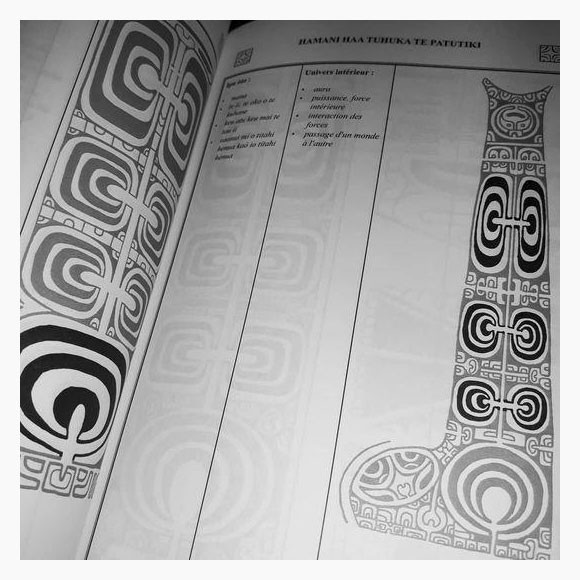 Te Patutiki Vol 1 Dictionnaire du Tatouage Polynésiens 236 pages